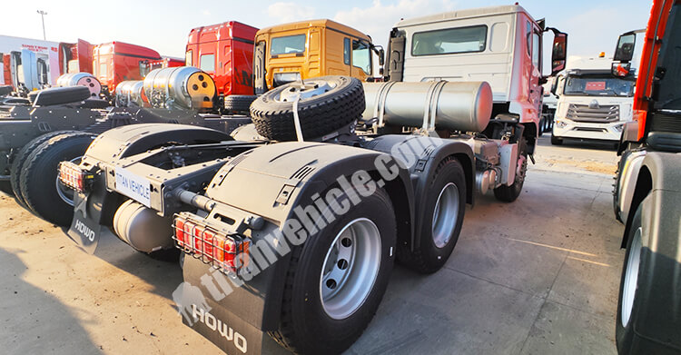 Sinotruk Howo Nx 371 Tractor Truck for Sale in Tanzania