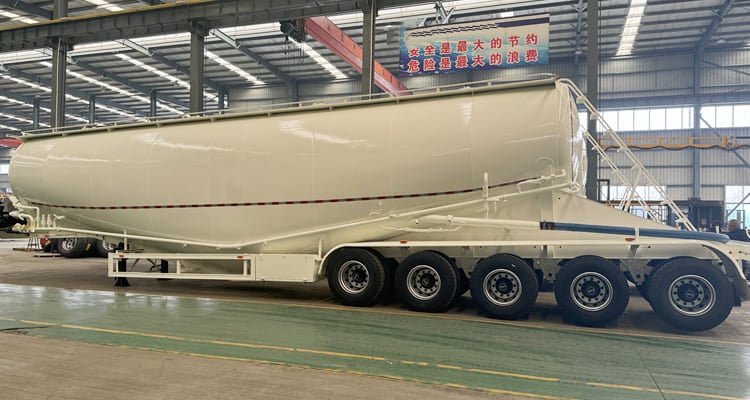 Cement Powder Tanker for Sale