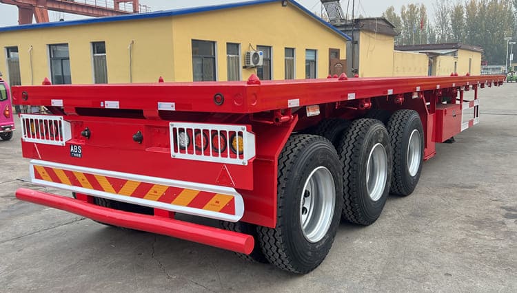 Tri Axle 40ft Flatbed Semi Truck Container Trailer for Sale in Uganda