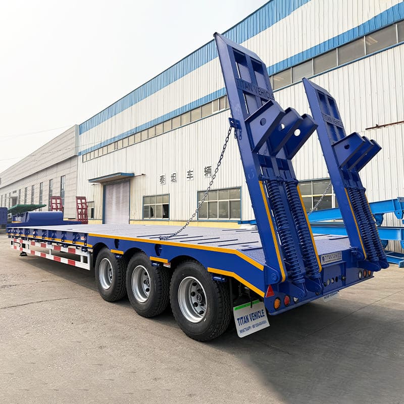 3 Axle Semi Low Loader Trailer Lowbed Truck for Sale in Guyana